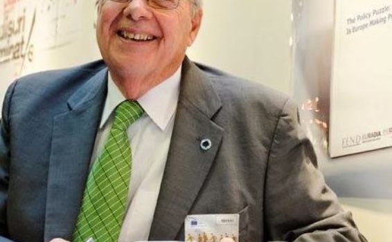 Congratulations Dr Michael Hall! - IDF Europe Site